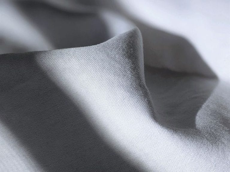 Vải Poplin Là Gì? Đặc Tính, Ưu Nhược Điểm & Ứng Dụng